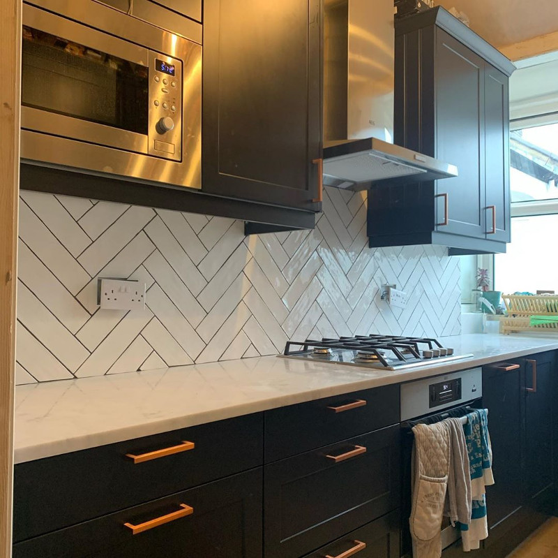 33+ Subway Tile Ideas That Deliver Timeless Design in 2022 | Houszed