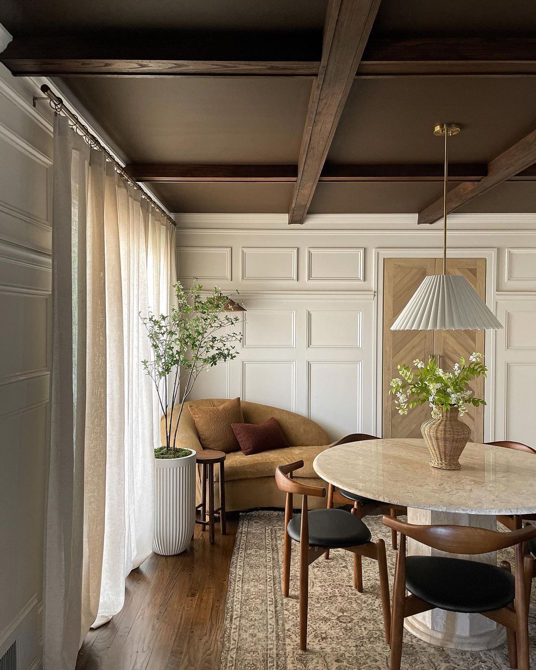 59+ Coffered Ceiling Ideas That Draw the Eye in 2025 | Houszed