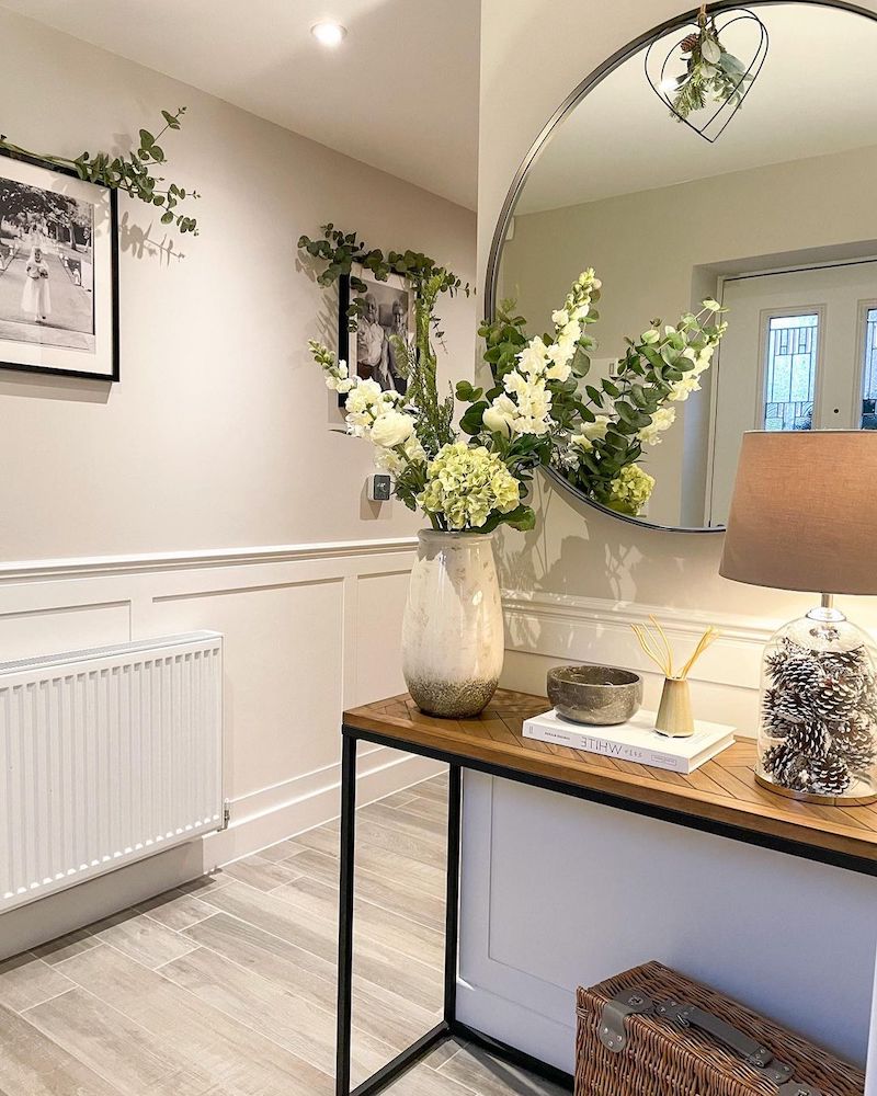 47+ Hallway Mirror Ideas That Make a Huge Difference in 2025 | Houszed