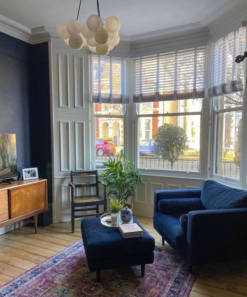 39+ Bay Window Decorating Ideas That Impress in 2025 | Houszed