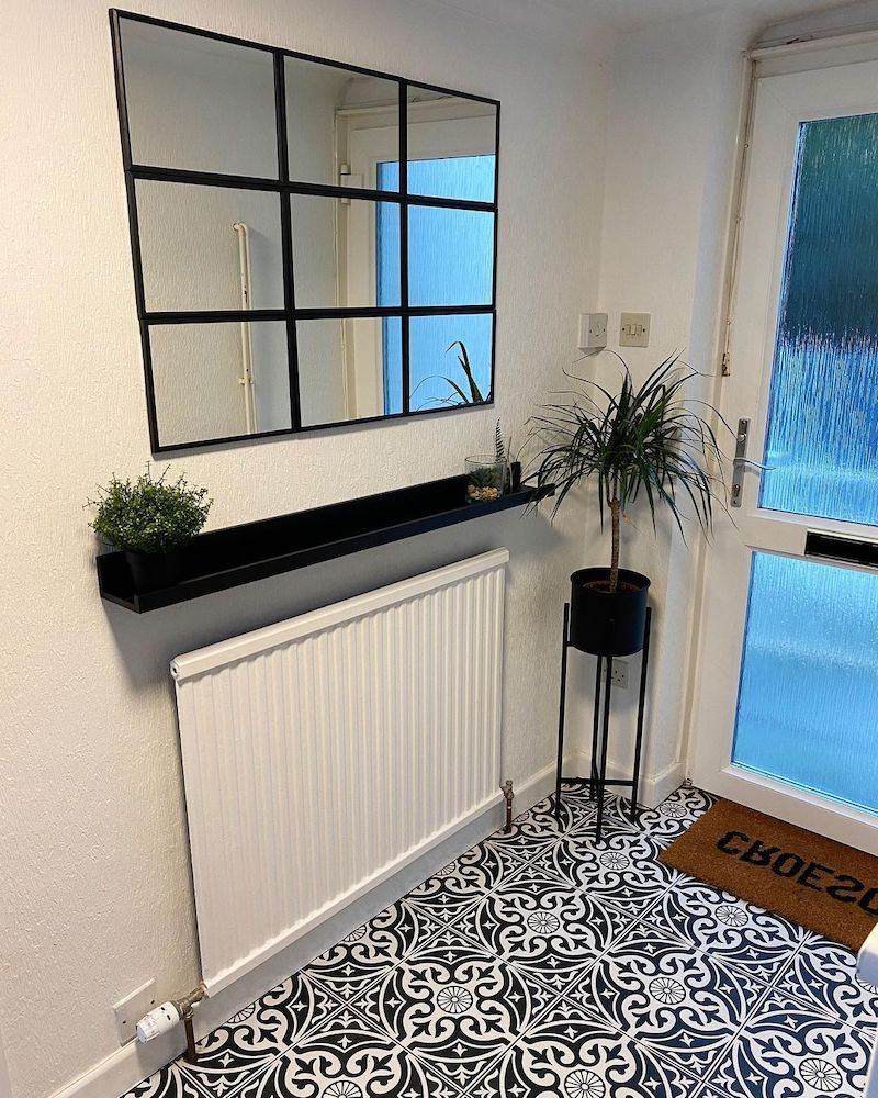 47+ Hallway Mirror Ideas That Make a Huge Difference in 2025 | Houszed