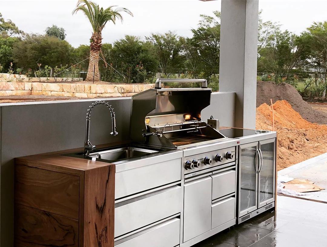 44+ Outdoor BBQ Area Ideas That Are Smoking Hot in 2025 | Houszed