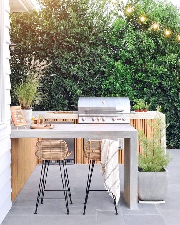 44+ Outdoor BBQ Area Ideas That Are Smoking Hot in 2025 | Houszed
