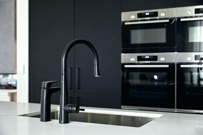 21+ Beautiful Black Kitchen Faucet Ideas in 2025 | Houszed
