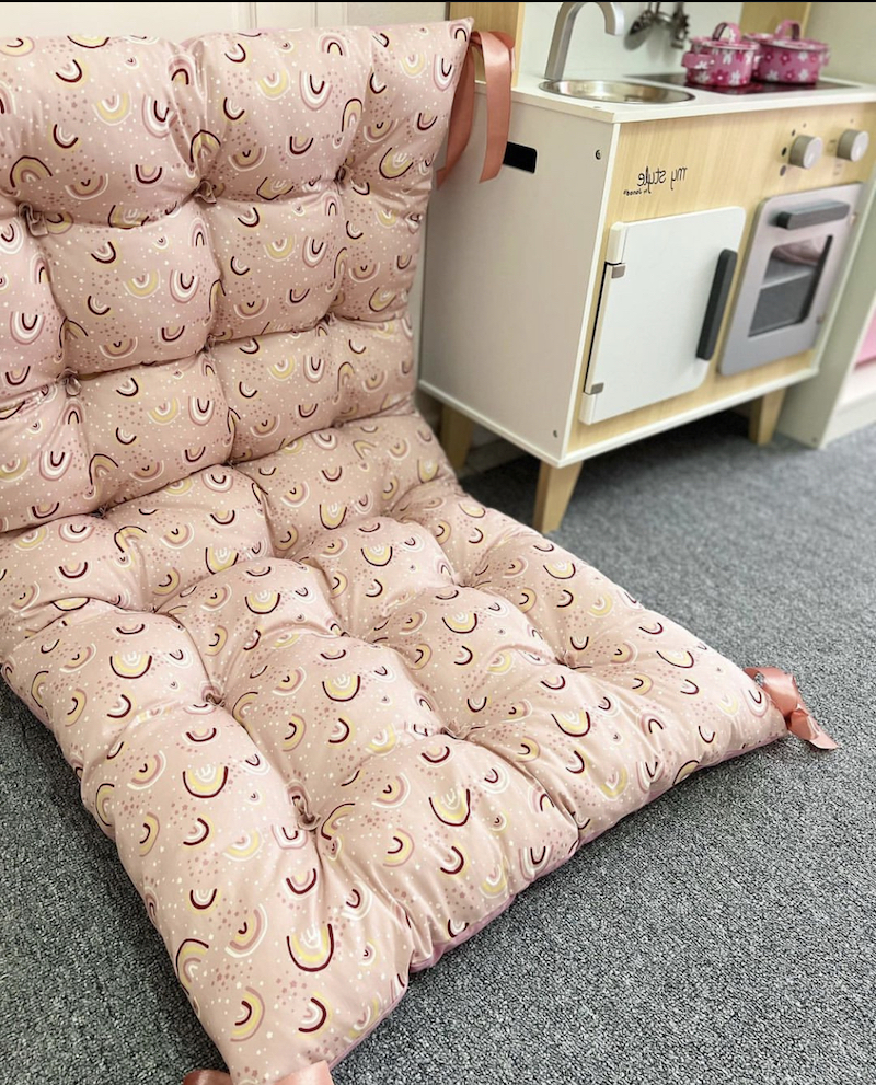 33+ Floor Seating Ideas That Help You Relax and Have Fun in 2025