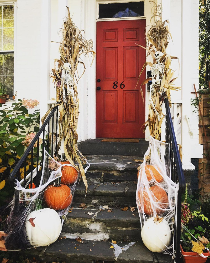 17+ Halloween Front Door Decorations That Rock in 2025 | Houszed
