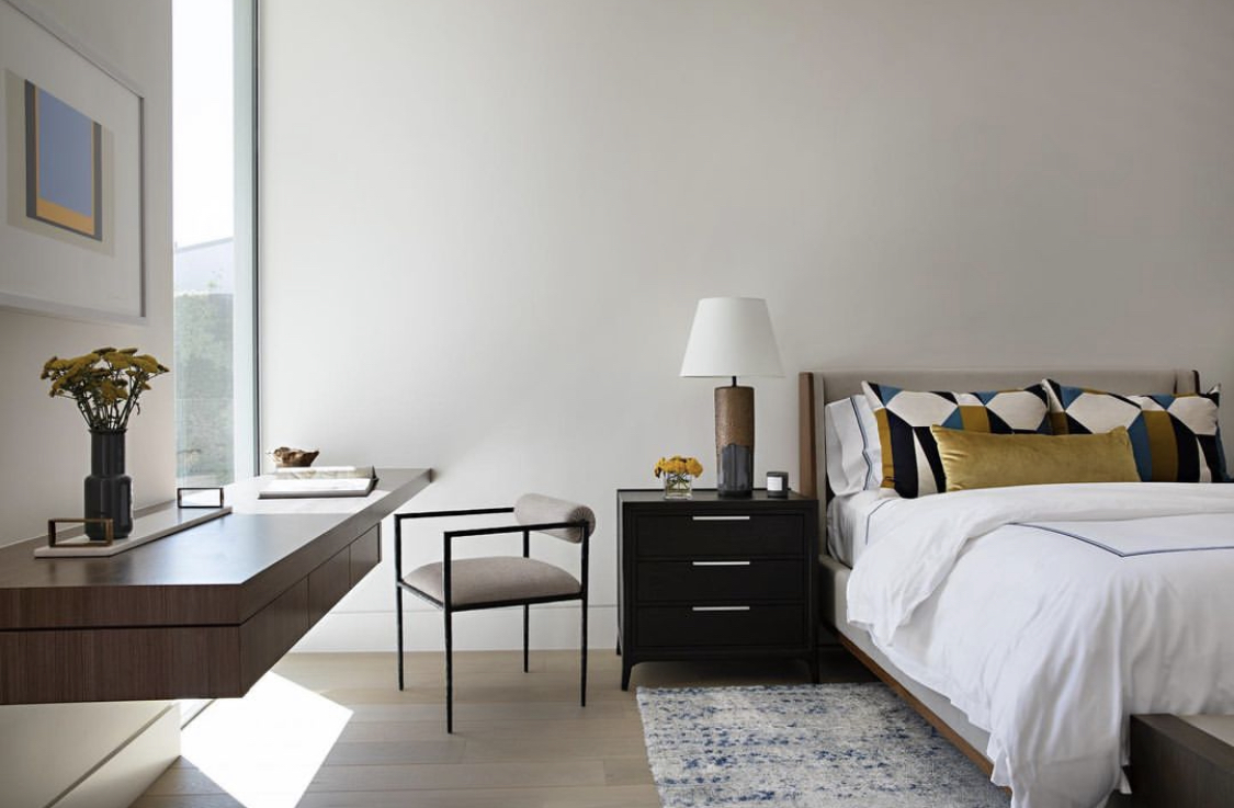 33+ Wonderful Floating Desk Ideas for Your Home Office in 2025