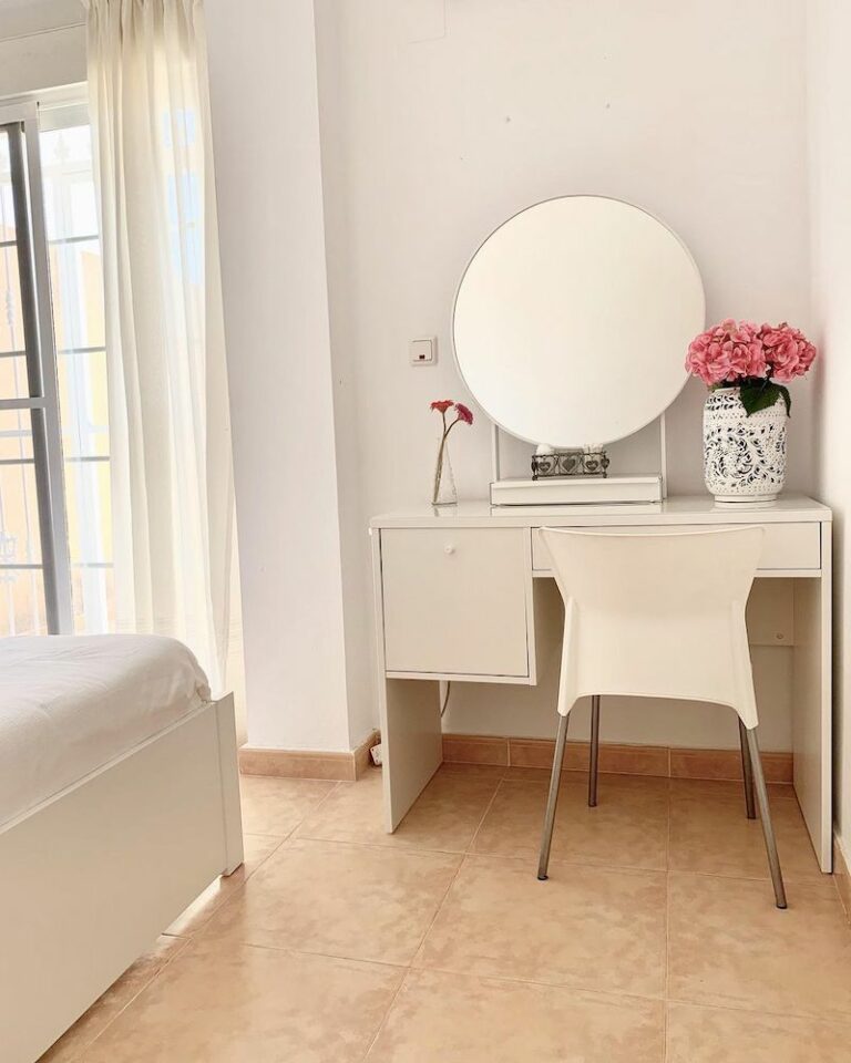 21+ IKEA Dressing Table Ideas That Look Beautiful in 2026 | Houszed