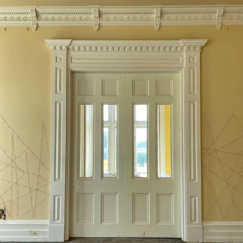 37+ Interior Door Trim Ideas That Ooze Style in 2025 | Houszed