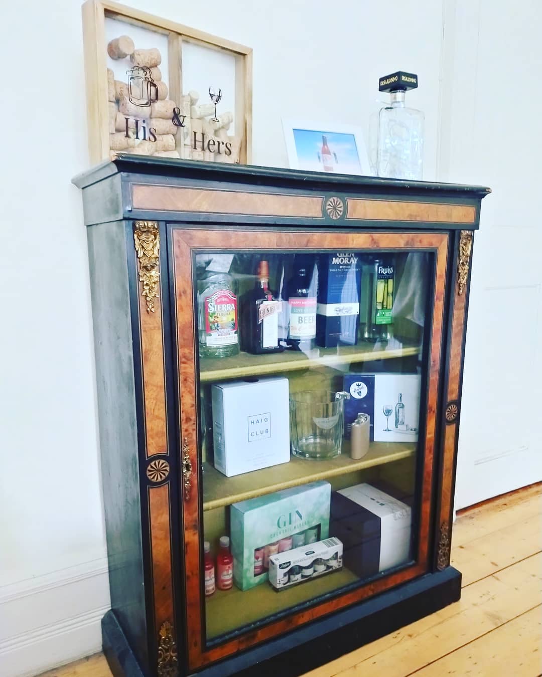 27+ Mini Bar Ideas That Will Make Your Friends Jealous in 2024 | Houszed