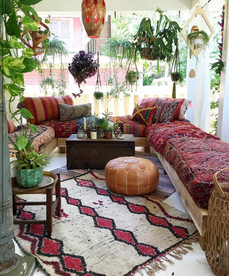 17+ Moroccan Living Room Ideas to Get the Look in 2025 | Houszed