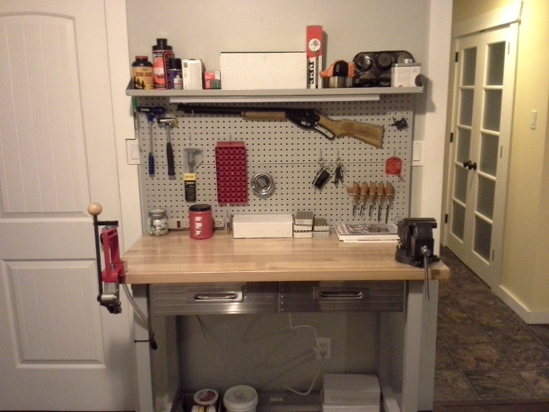 27+ Reloading Bench Ideas That Hit The Target in 2025 | Houszed