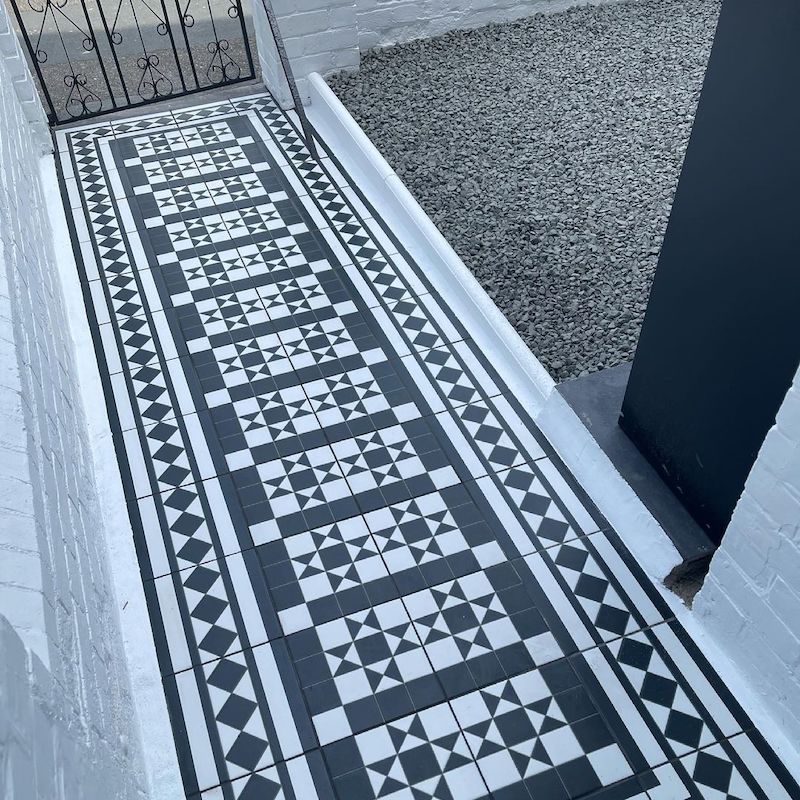 21+ Victorian Path Ideas That Look Stunning in 2025 | Houszed