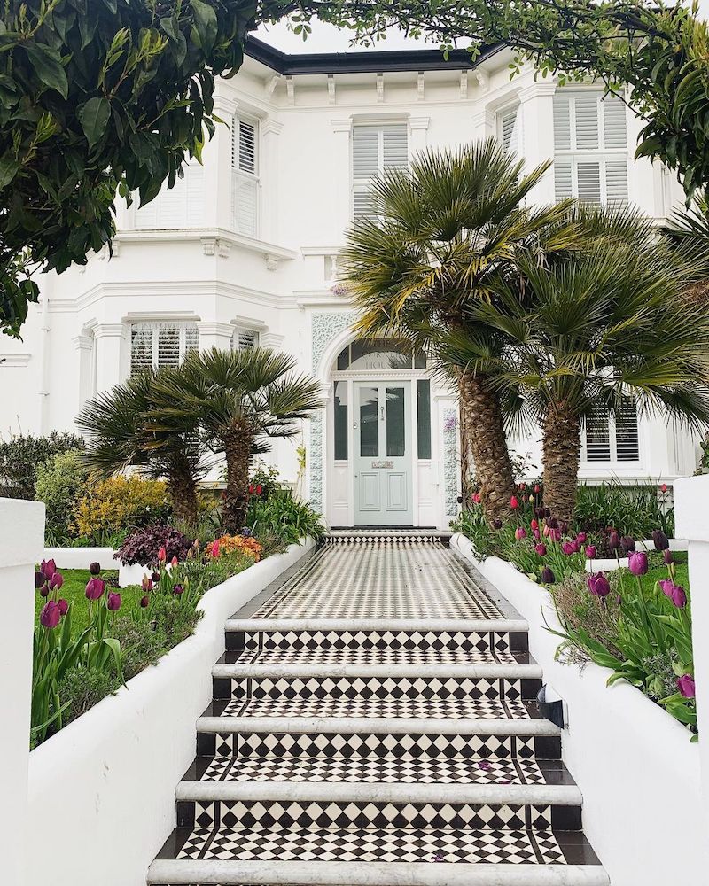 21+ Victorian Path Ideas That Look Stunning in 2025 | Houszed