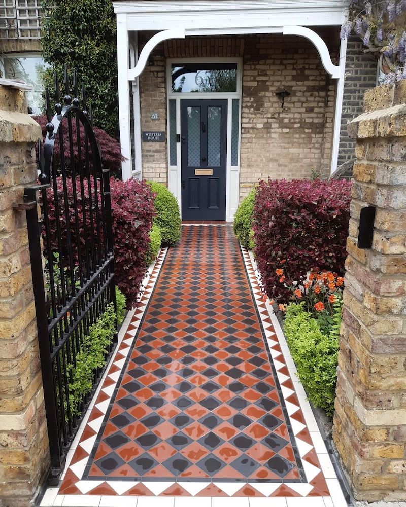 21+ Victorian Path Ideas That Look Stunning in 2025 | Houszed