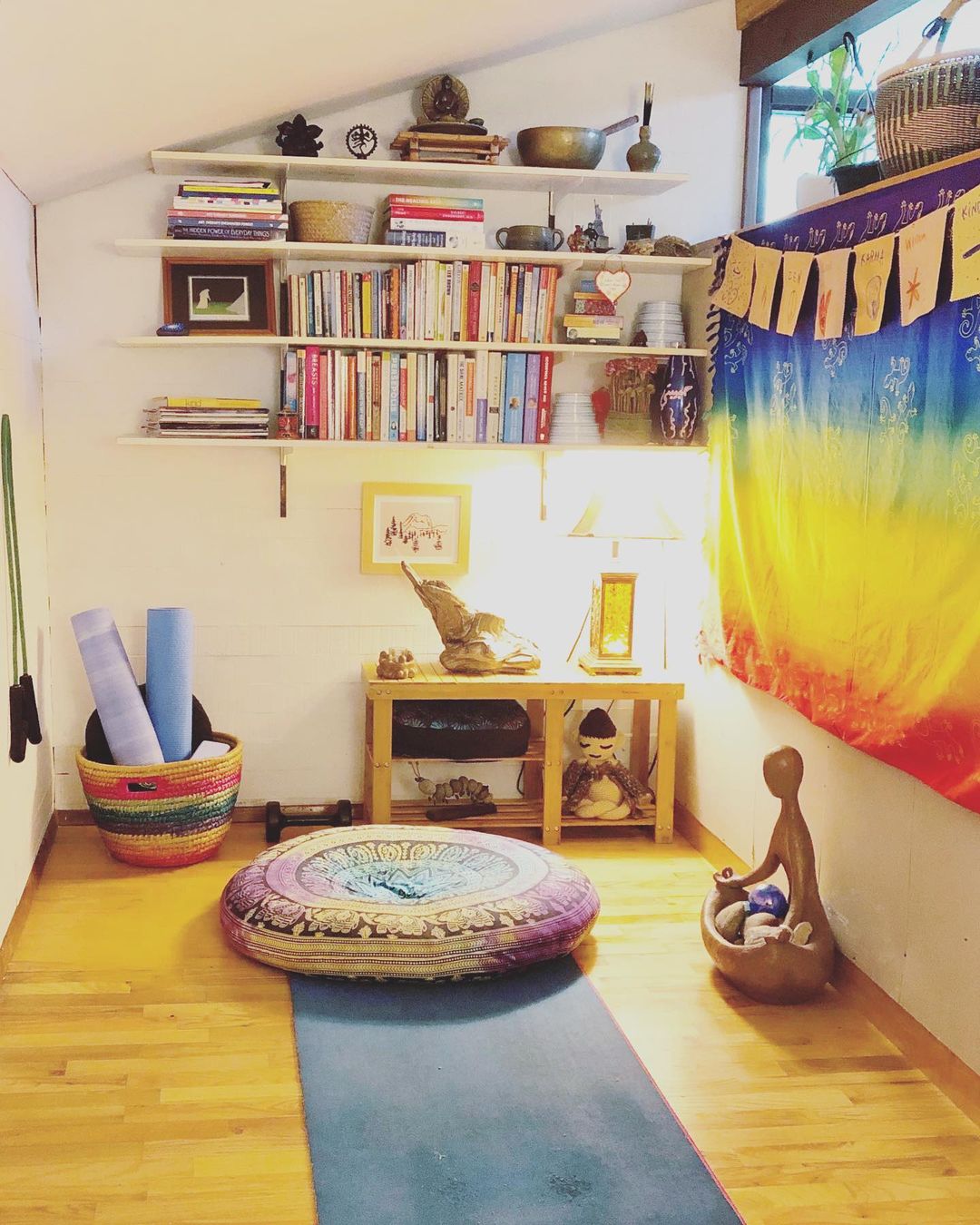 27+ Yoga Room Ideas That Look and Feel Good in 2025 | Meditation