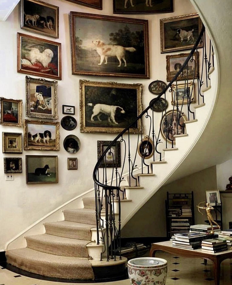 43+ Staircase Gallery Wall Ideas That Are Picture Perfect in 2025