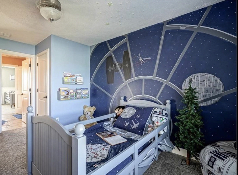 33+ Star Wars Room Ideas That Show the Force is With You | Houszed