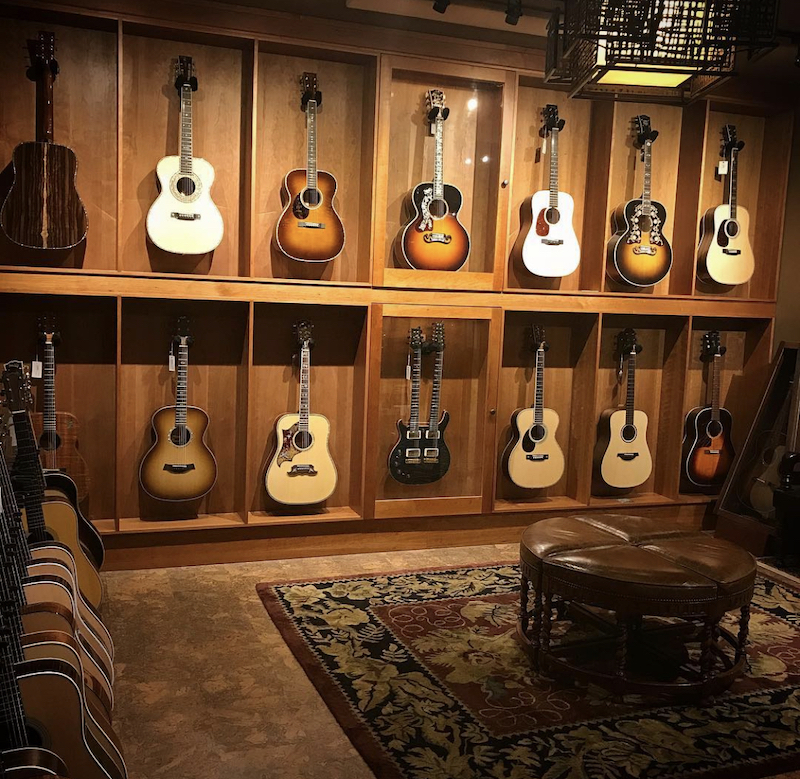 33+ Guitar Room Ideas That Hit The Right Note in 2025 | Houszed