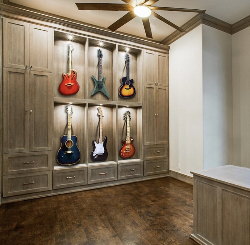 33+ Guitar Room Ideas That Hit The Right Note in 2025 | Houszed