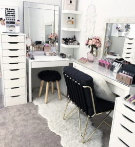 27+ Vanity Room Ideas That Deliver Beauty in 2026 | Houszed