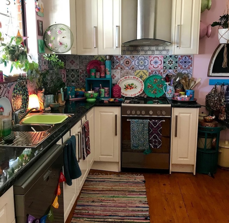 Colorful Chaos: 43+ Bohemian Kitchen Ideas That Spice Up Your Cooking Space
