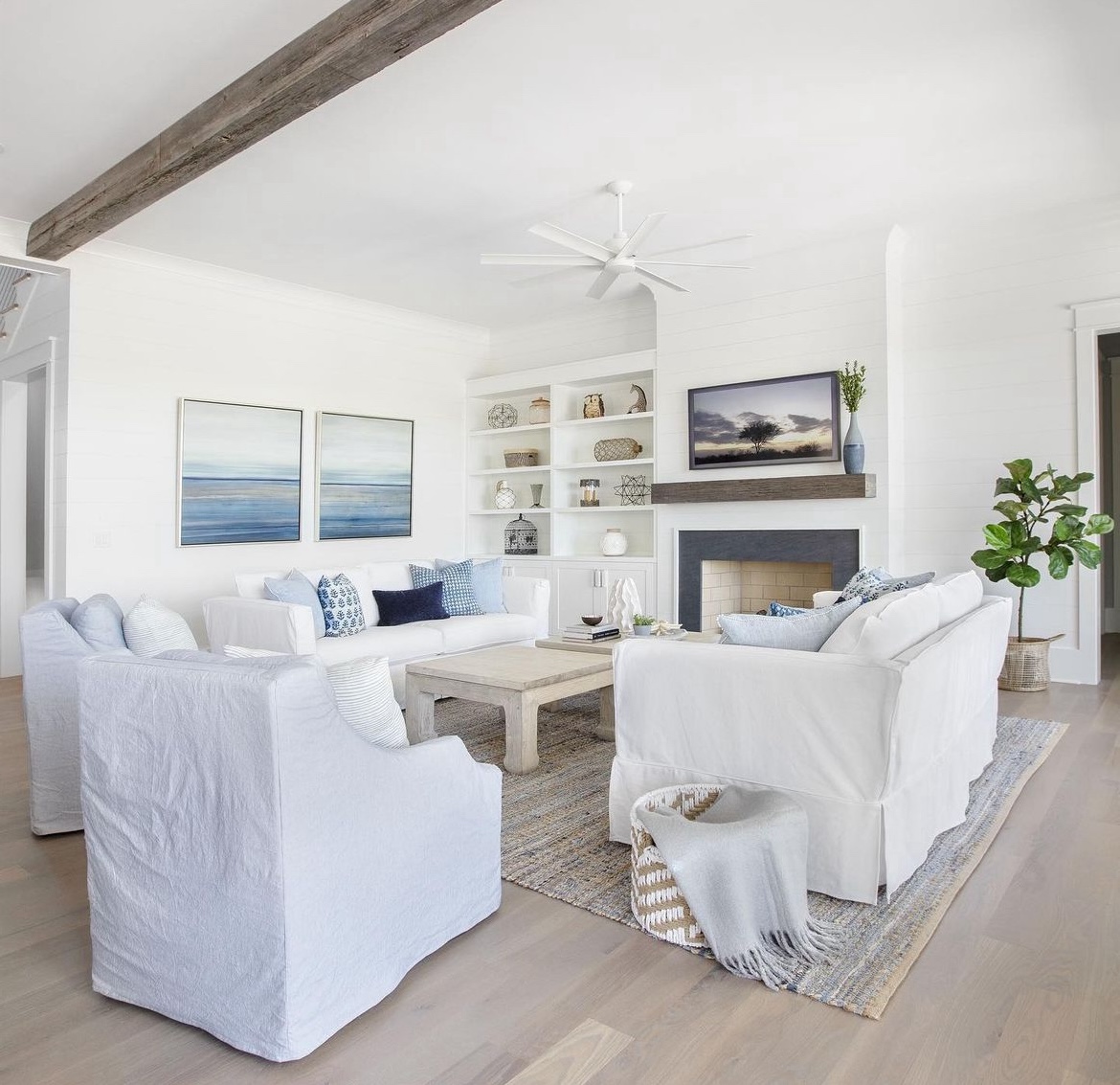 Sun, Sand, and Style: 37+ Coastal Cottage Living Room Ideas With Flair