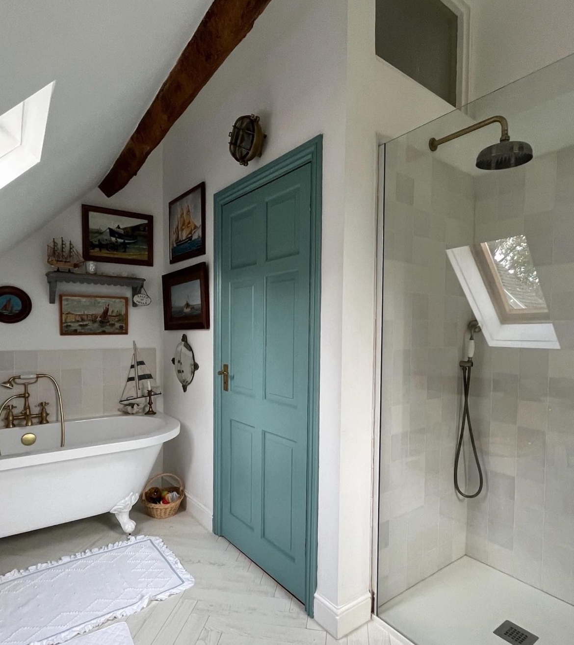 Shoreline Chic: 33+ Coastal Cottage Bathroom Ideas That Capture Seaside ...