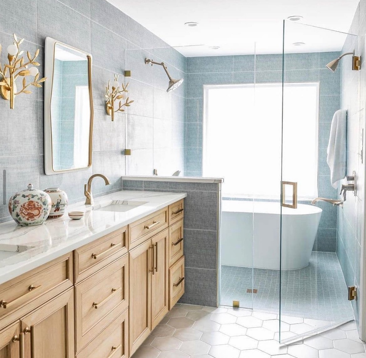 Shoreline Chic: 33+ Coastal Cottage Bathroom Ideas That Capture Seaside ...